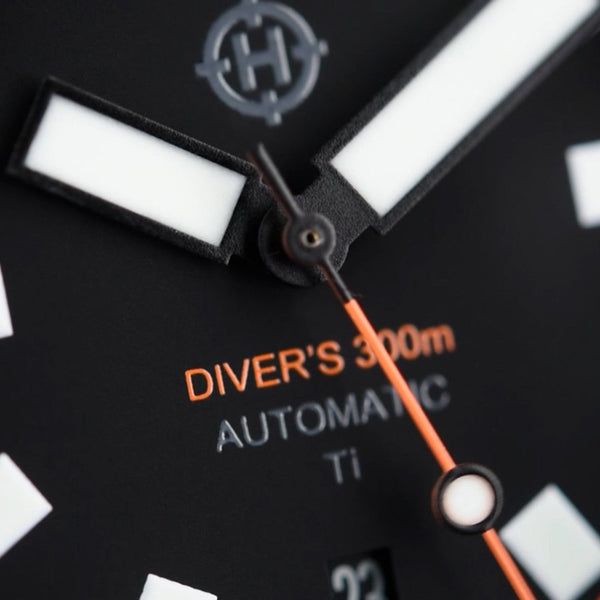 Helm Vanuatu Titanium Black PVD (Pre-owned) - SeriousWatches.eu